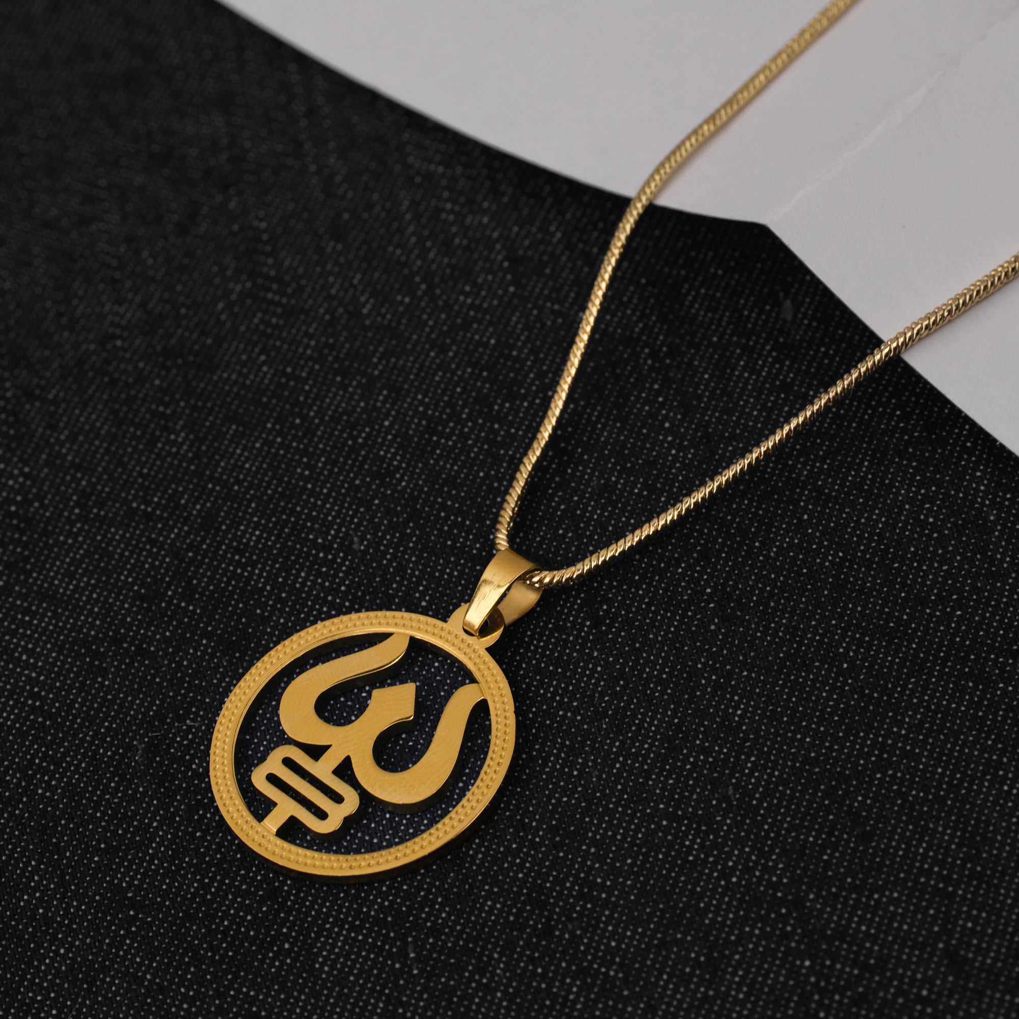 The Resilience Locket With Chain - Rudra – Ehesas USA